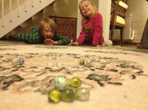 Dagens tips: spela kula med barnen! – Hit och dit och tillbaka igen